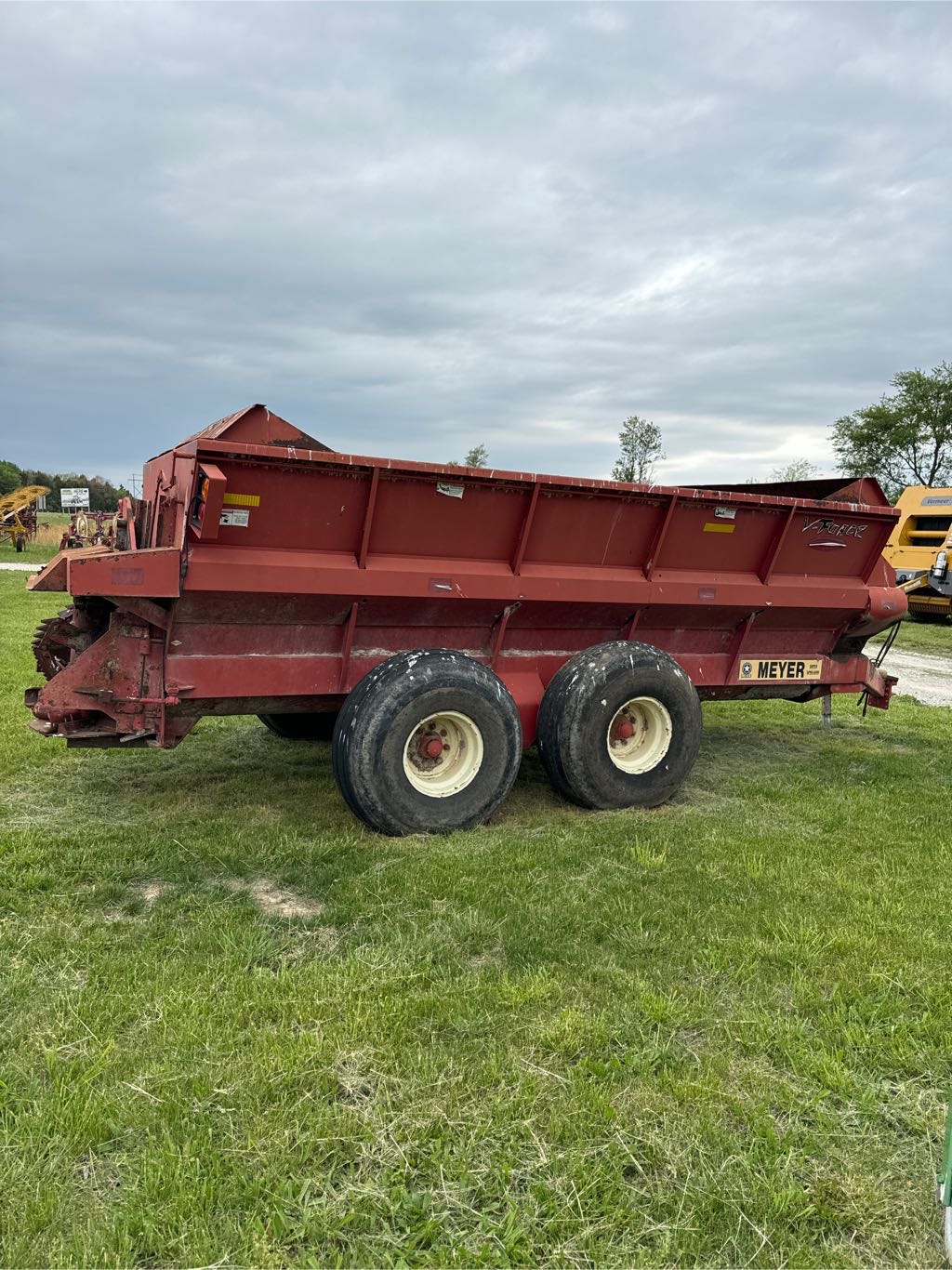 Miscellaneous Super Spreader - Equipment Listings - Crown Power & Equipment